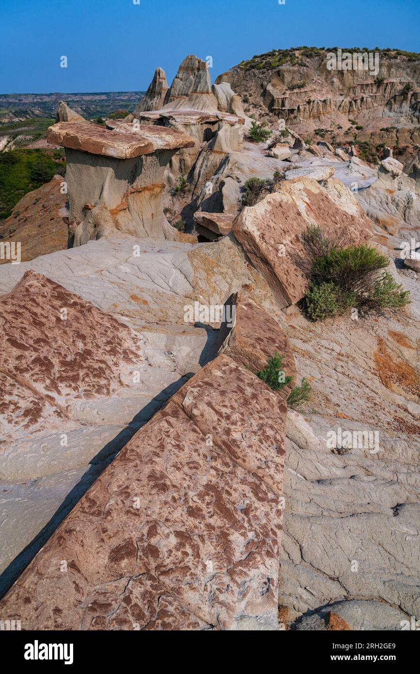 Surreal geology at Schramm Hill Parking Area in Theodore Roosevelt ...