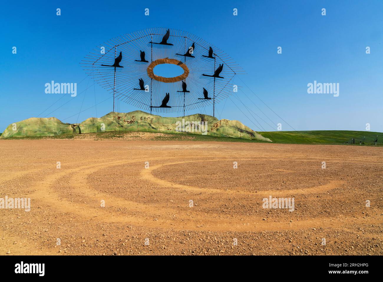 Geese in Flight sculpture on North Dakota’s Enchanted Highway Stock ...