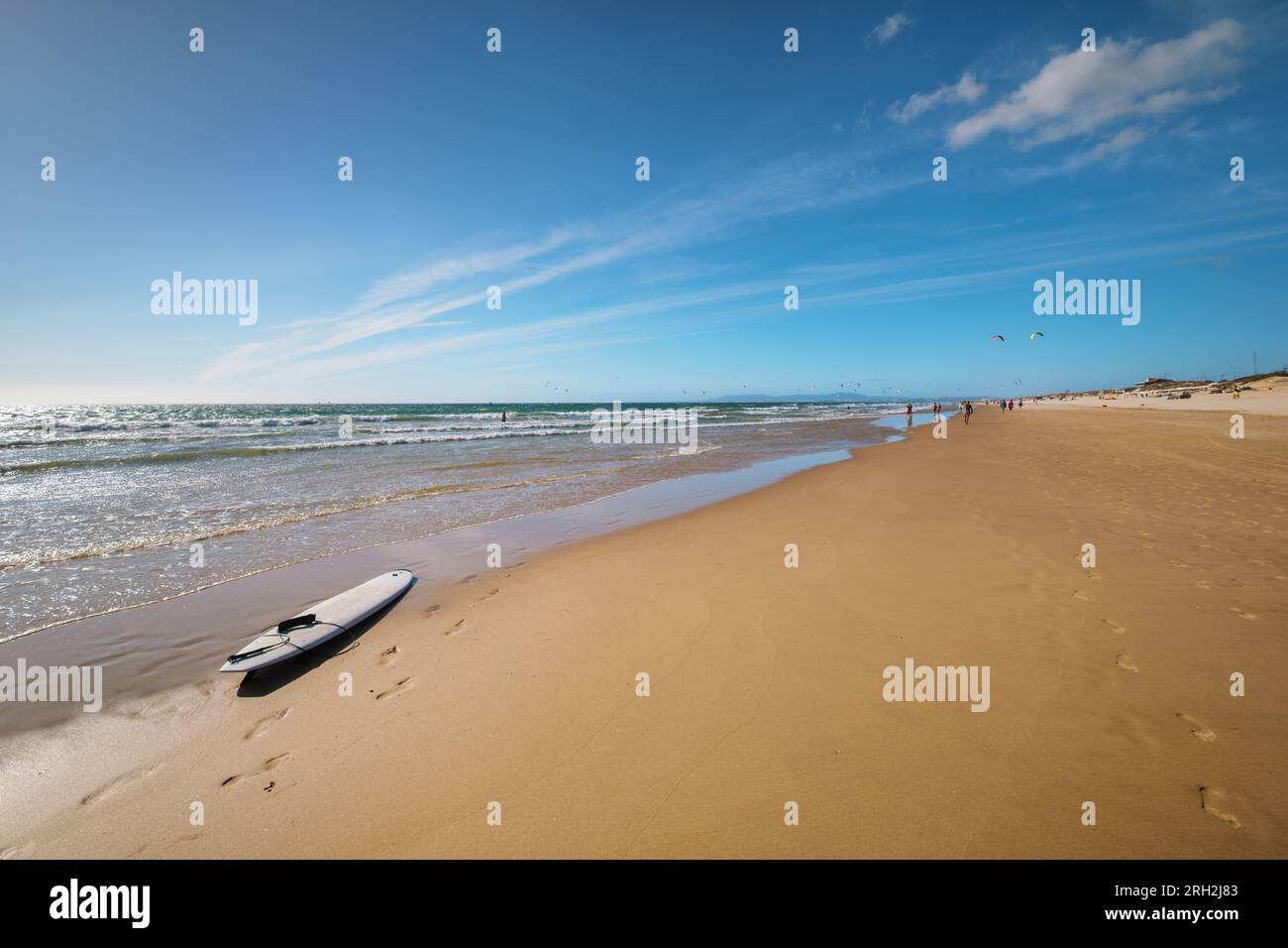 Atlantic ocean beach at Fonte da Telha beach, Costa da Caparica ...