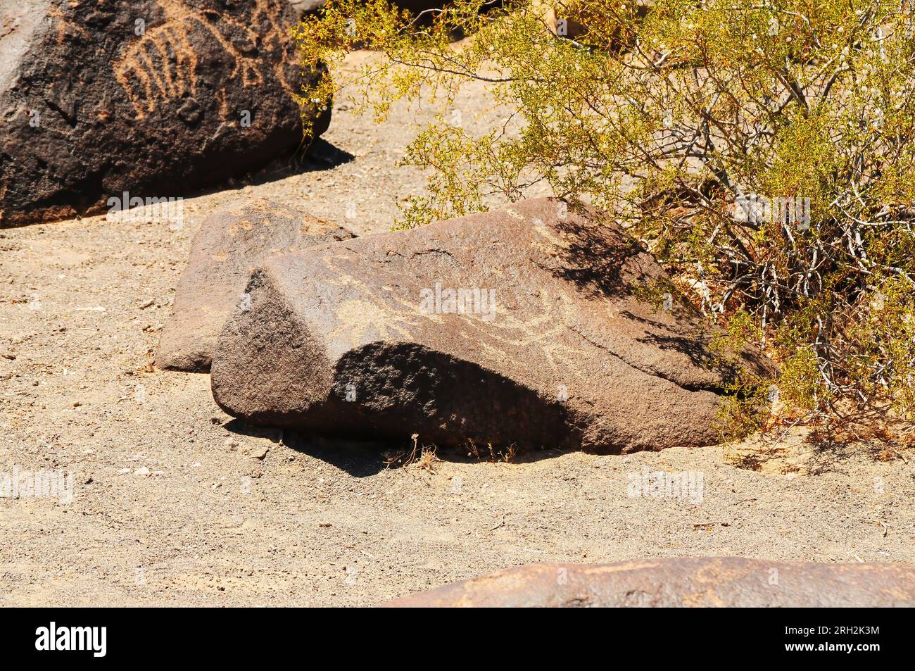 Petroglyphs Native American Rock Art on boulders in central Arizona ...