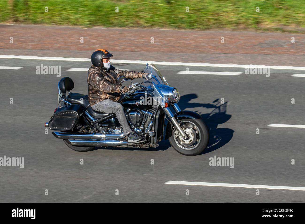 Fat man on motorcycle hi-res stock photography and images - Alamy
