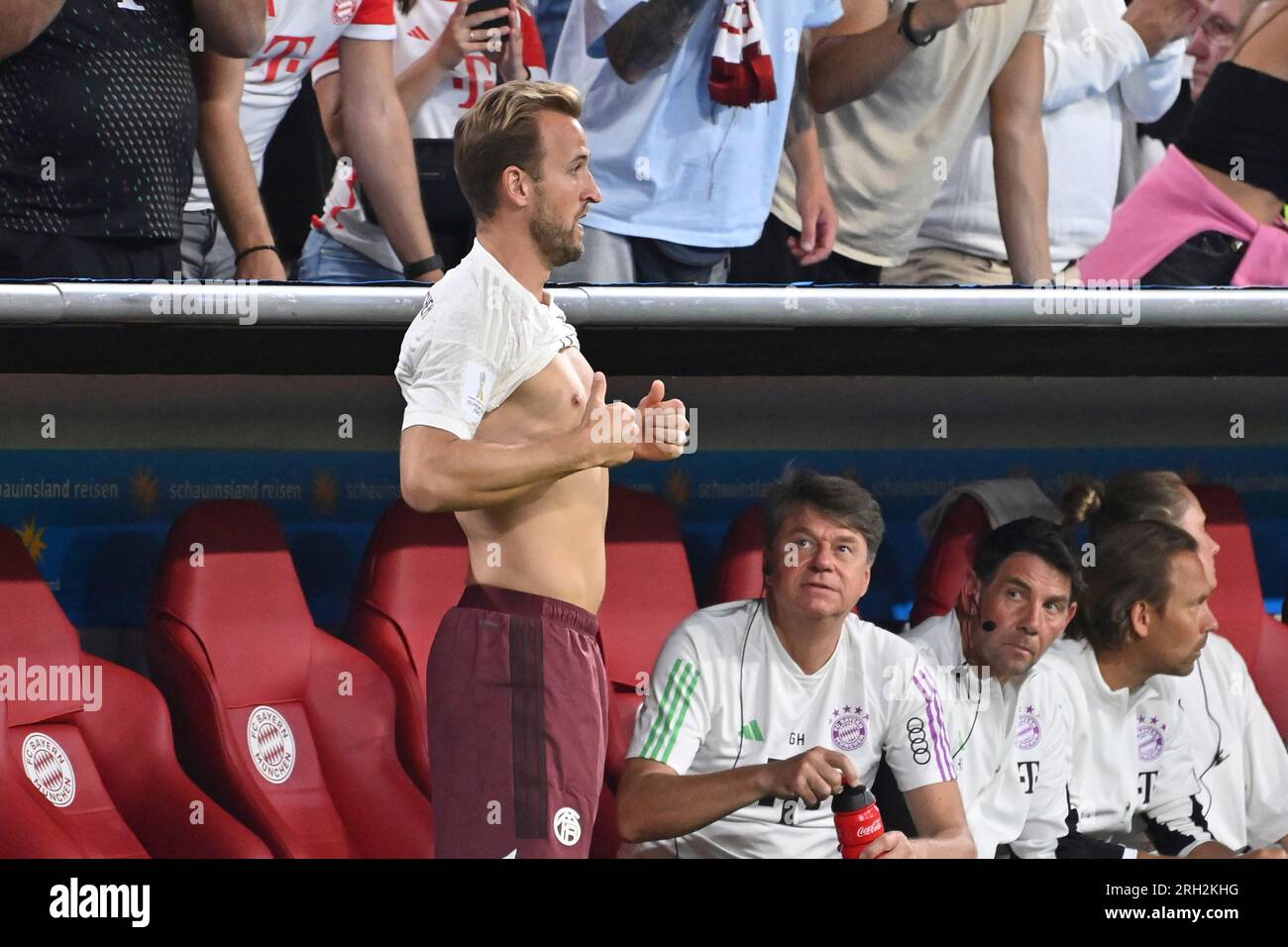 Harry KANE (FC Bayern Munich) before substitution. Action, single image ...