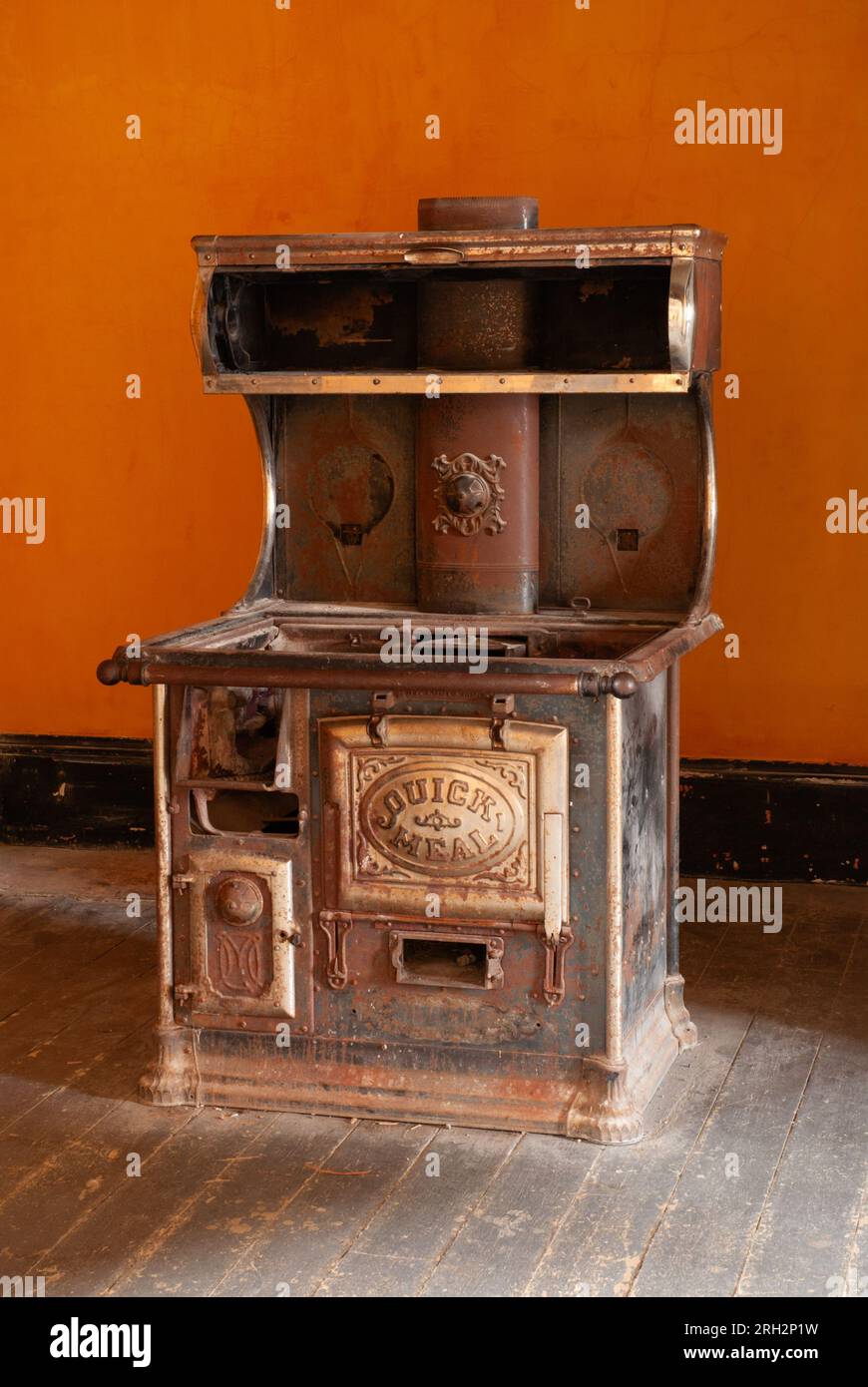 Antique wood burning stove hi-res stock photography and images - Alamy