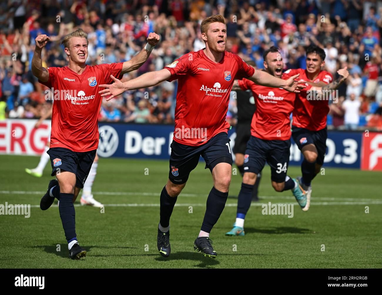 Unterhaching, Germany. 13th Aug, 2023. Soccer: DFB Cup, SpVgg ...