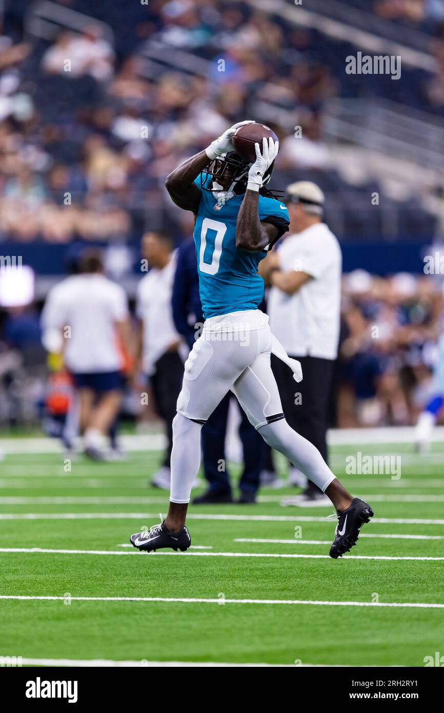 Jacksonville Jaguars wide receiver Calvin Ridley (0) catches a pass ...
