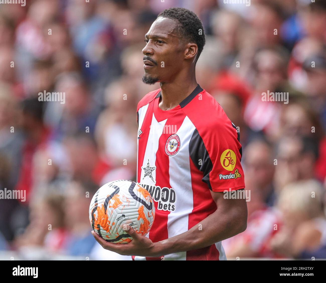 Ethan Pinnock of Brentford during the Premier League match Brentford vs ...