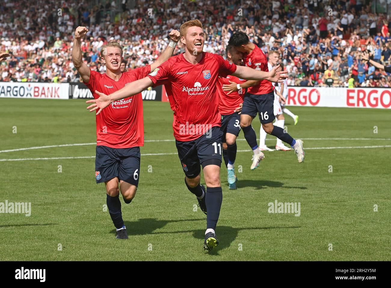 Fetsch mathias spvgg unterhaching hi-res stock photography and images ...