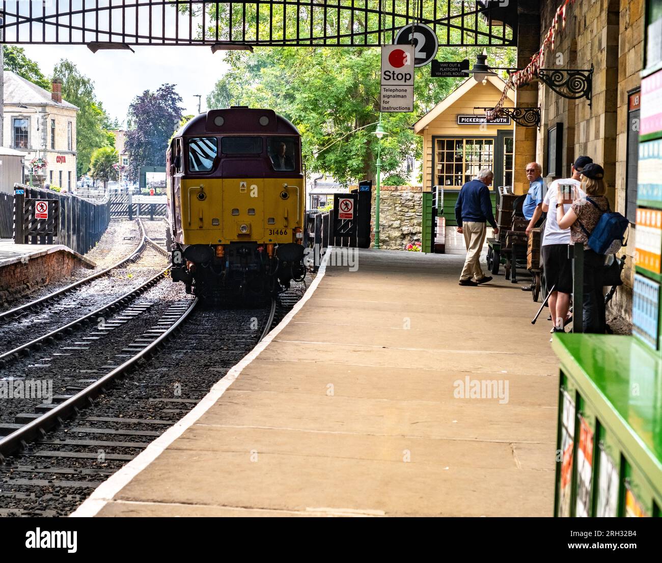 Passenger train in Pickering train station on the North York Moors ...