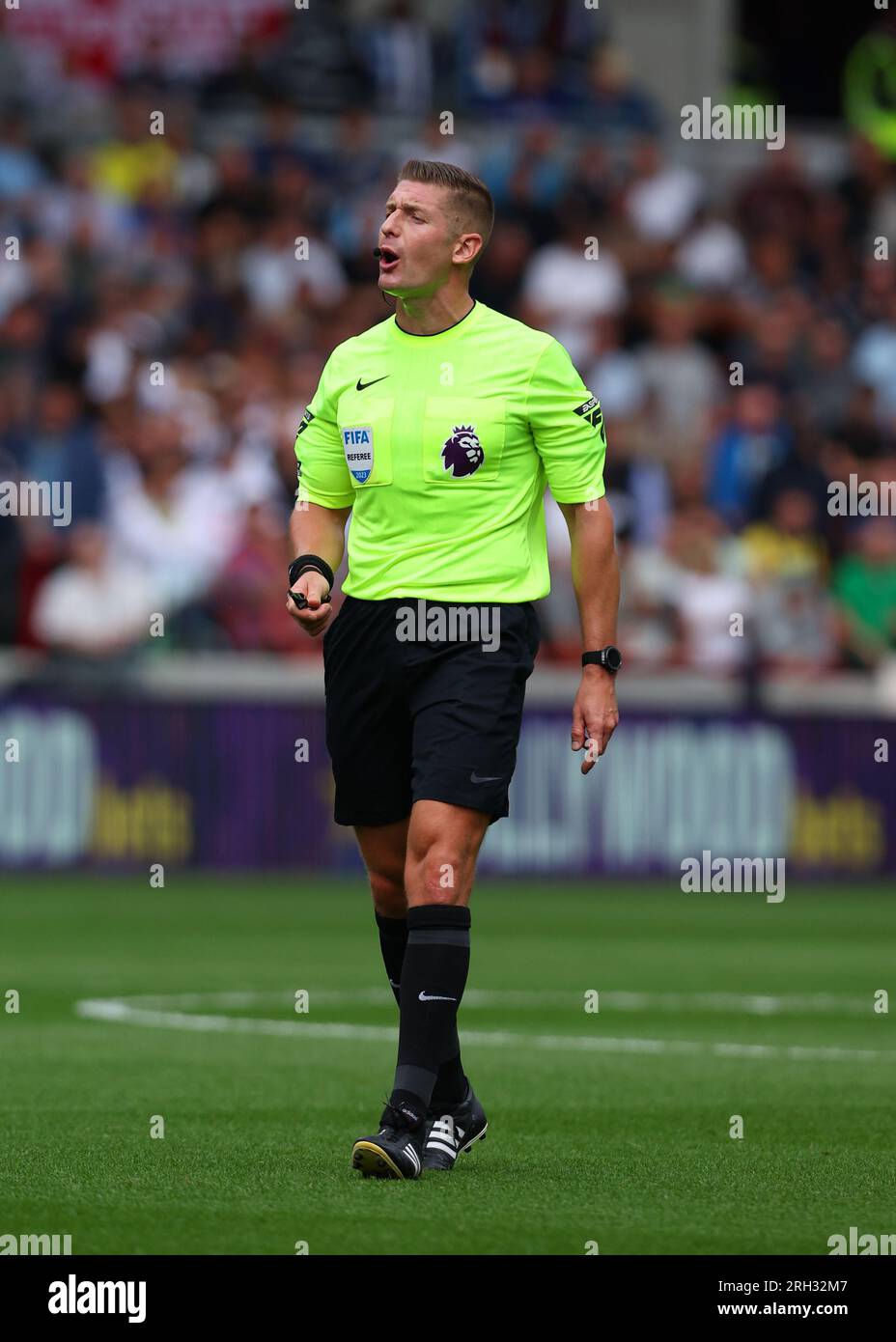 Brentford, London, UK. 13th August 2023; Gtech Community Stadium ...