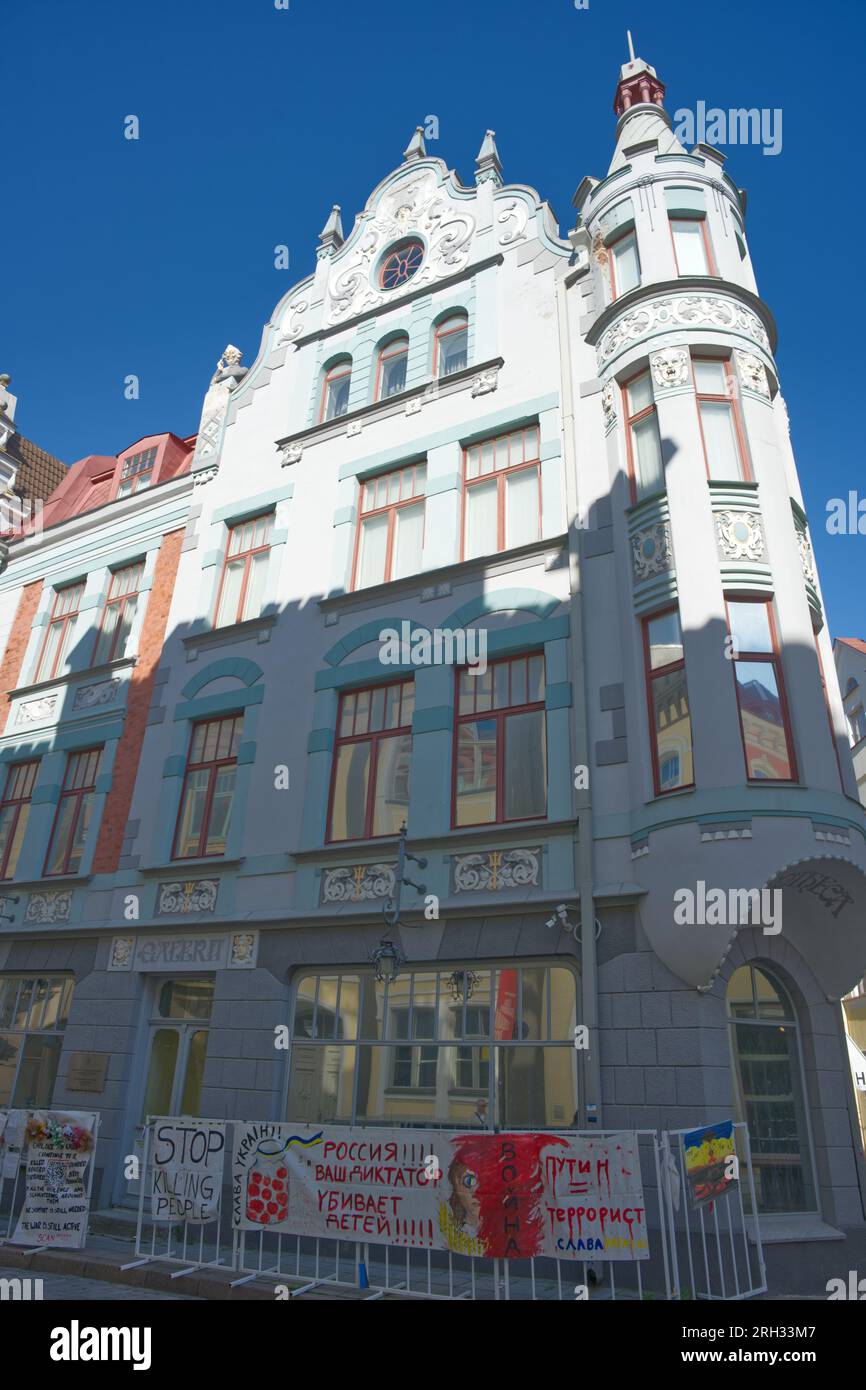 Russian Embassy Street scene Tallinn old town, Estonia Stock Photo - Alamy