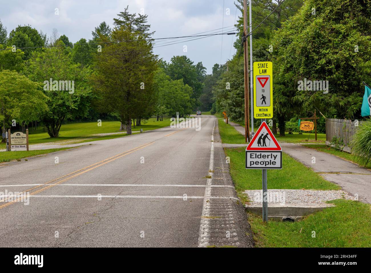 Rugby, Tennessee, USA - July 29, 2023:Traffic and caution sign along ...