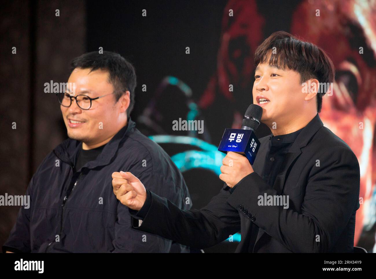 Kang Full and Cha Tae-Hyun, August 3, 2023 : Writer Kang Full and South ...