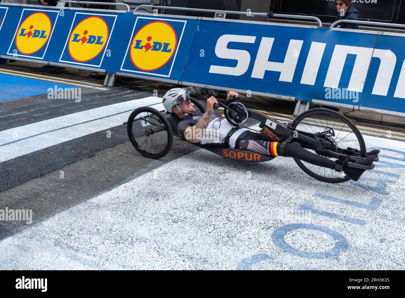 Team relay bike hi-res stock photography and images - Alamy