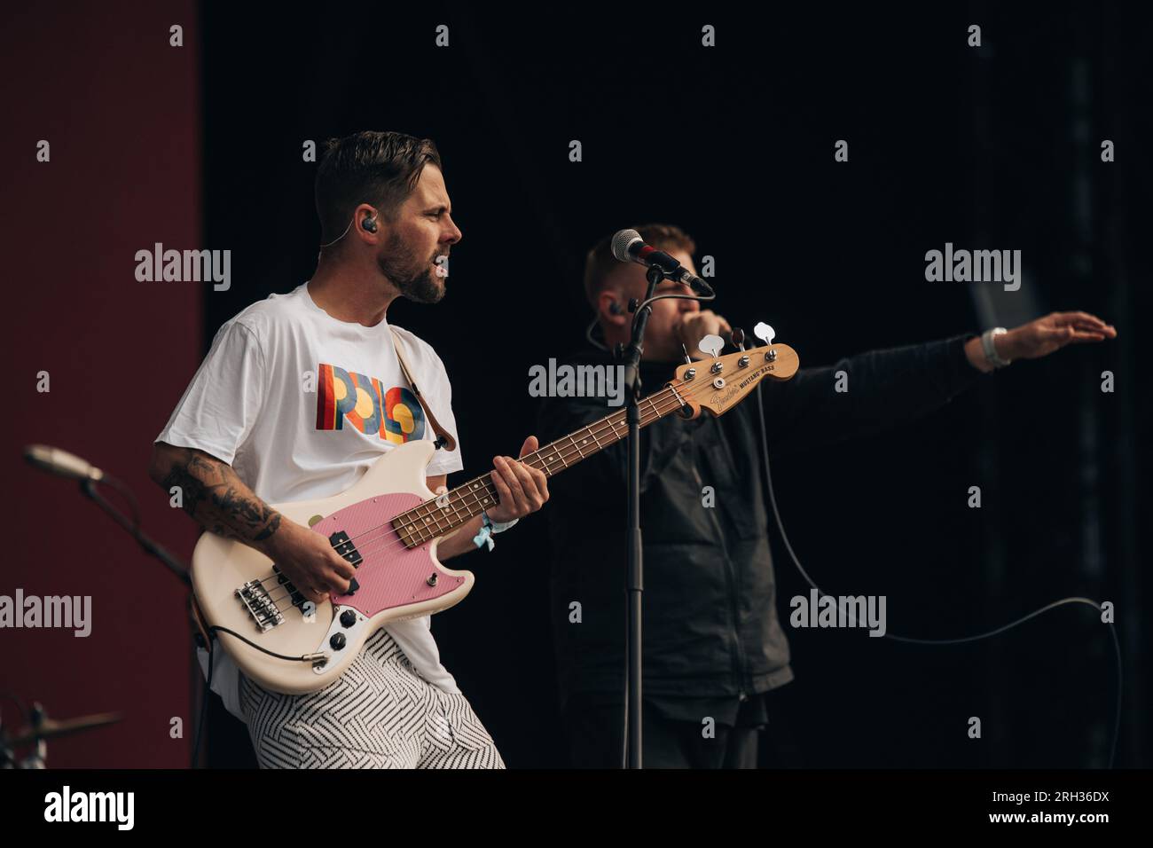Newquay, Cornwall, UK. 12/08/2023. The Reytons performing at ...