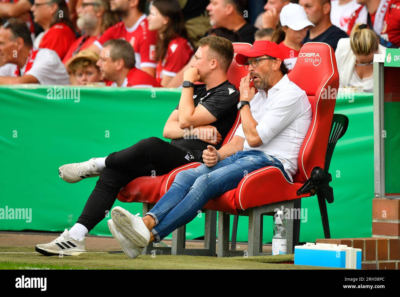 Stadion der freundschaft cottbus hi-res stock photography and images ...