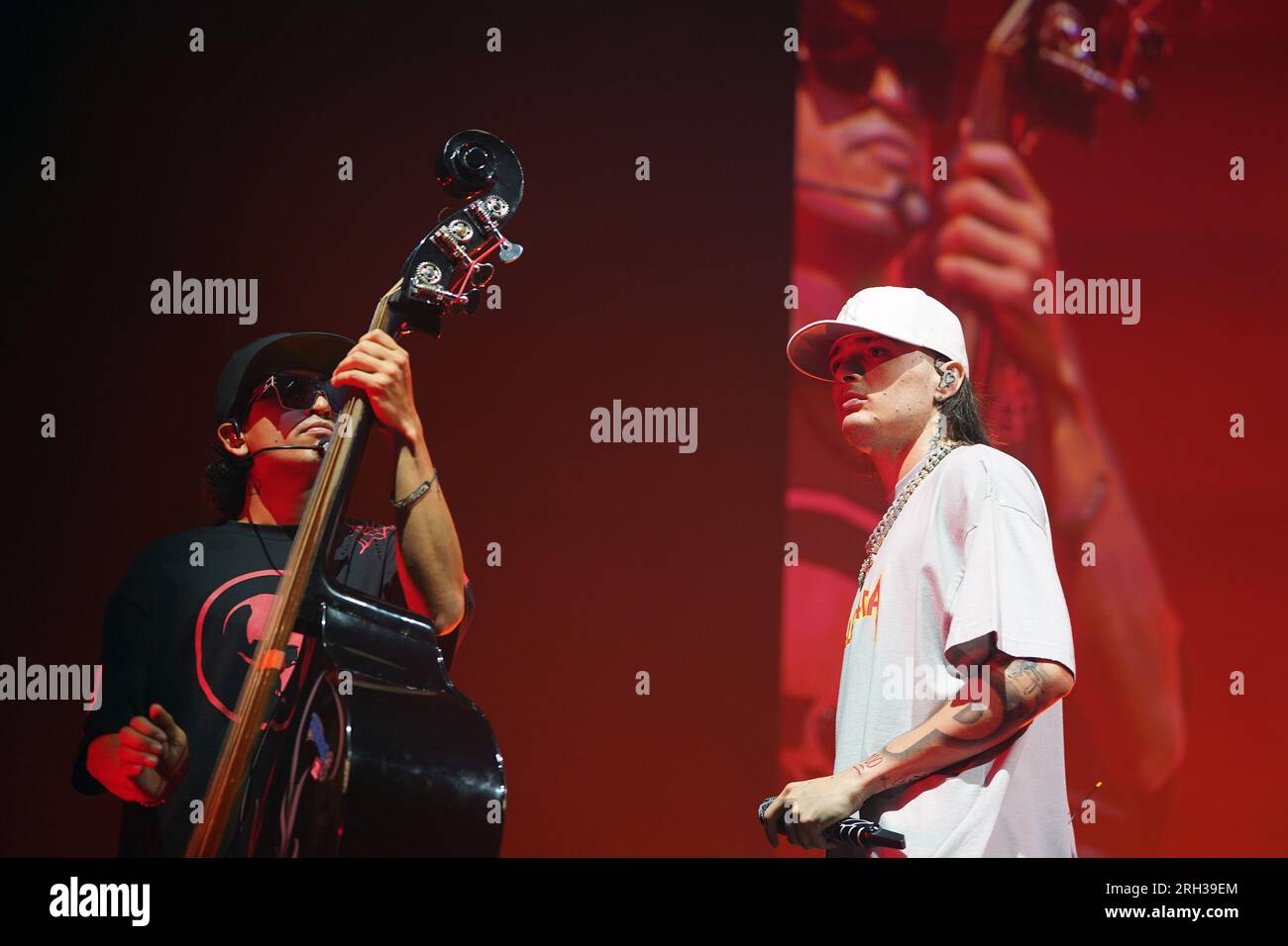 Peso pluma singer hi-res stock photography and images - Alamy