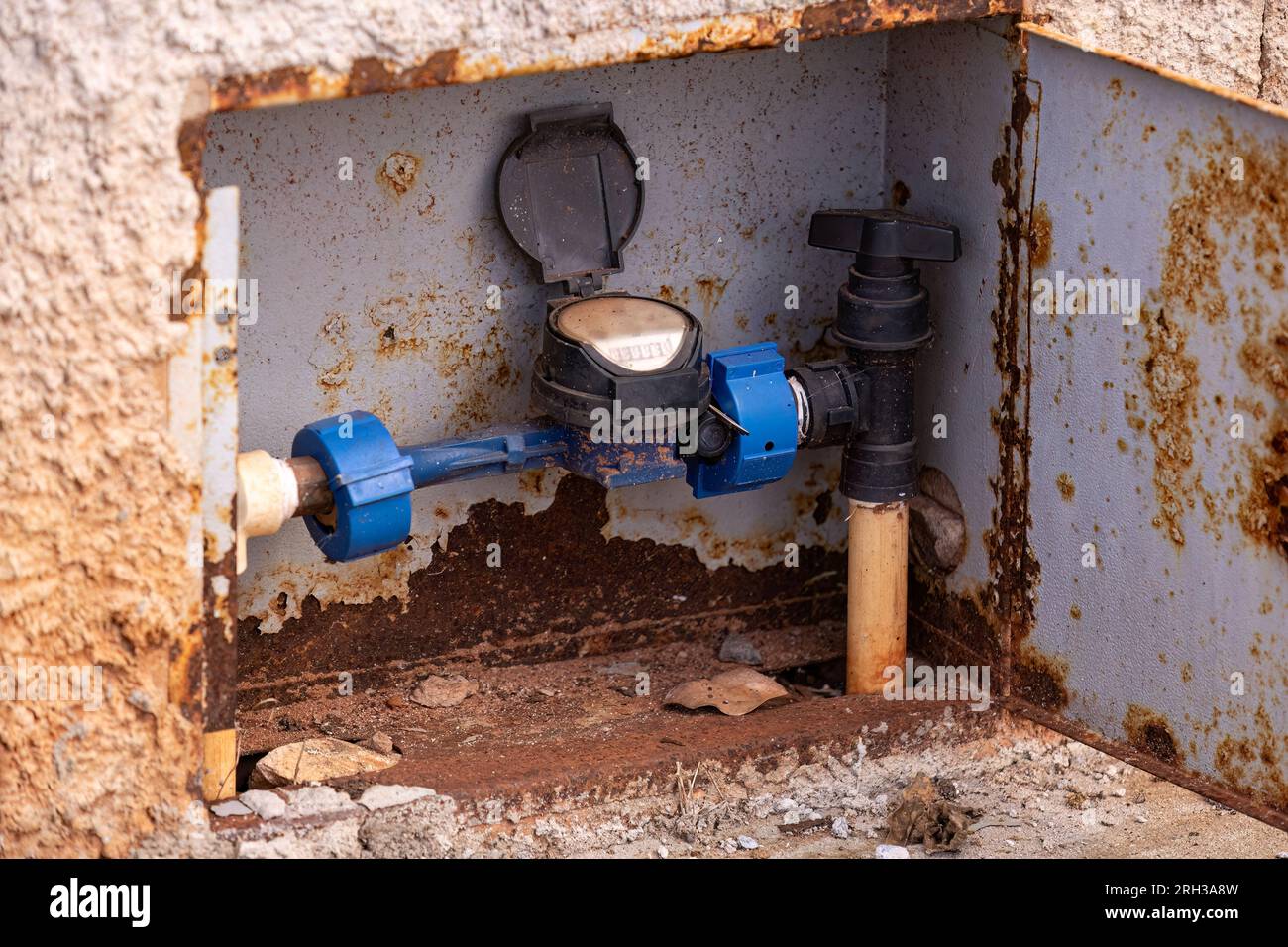 Residential water meter hi-res stock photography and images - Alamy