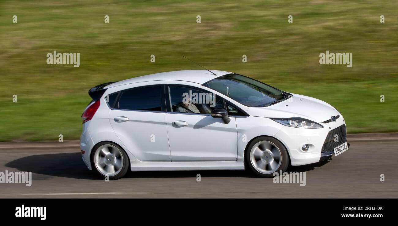Ford fiesta white hi-res stock photography and images - Alamy
