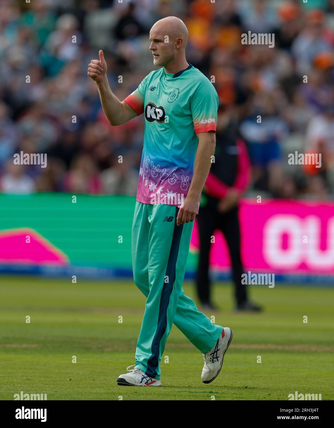 Mens cricket team hi-res stock photography and images - Alamy