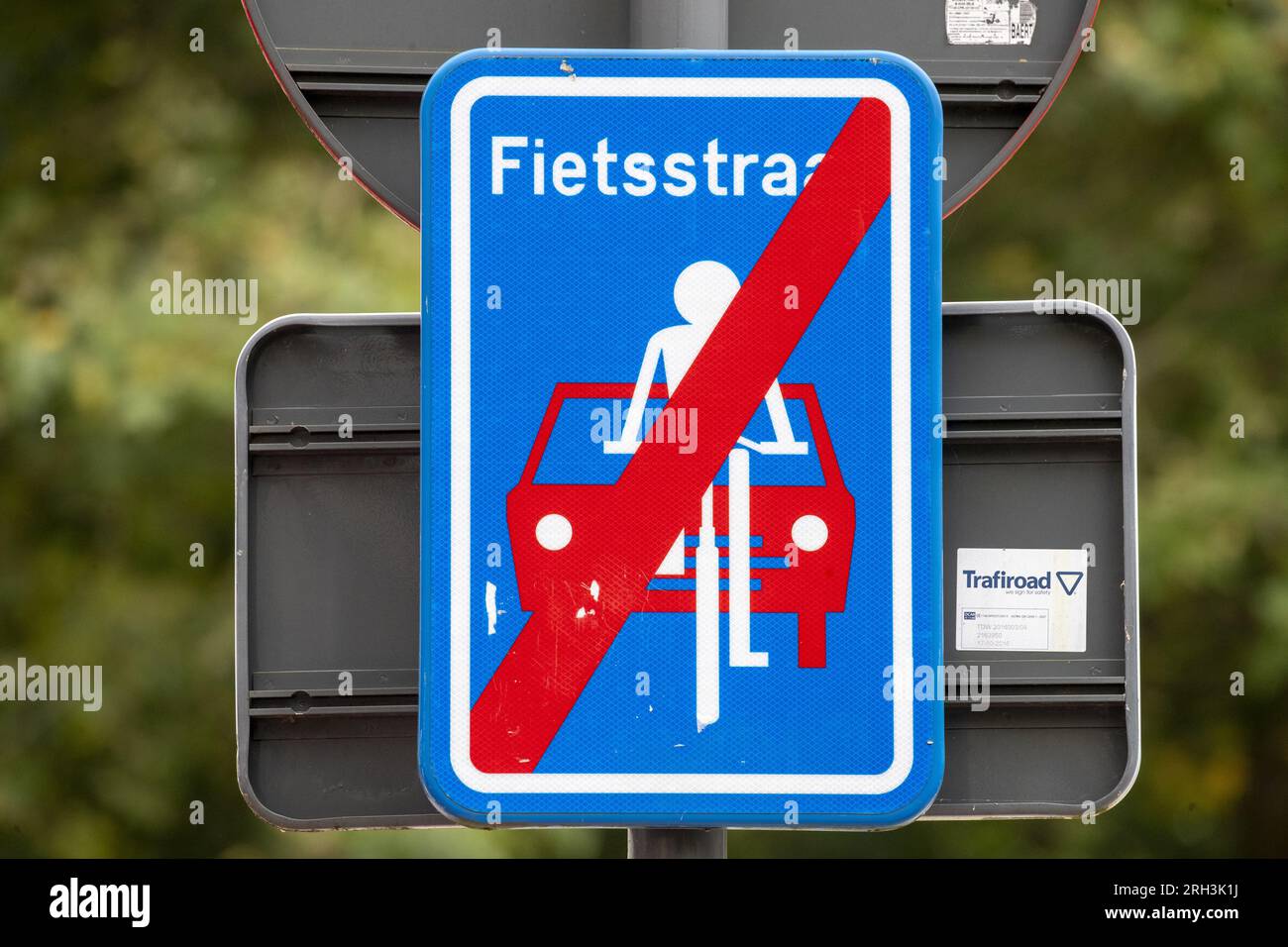 Gent, Belgium. 13th Aug, 2023. A traffic sign indicating the end of a ...