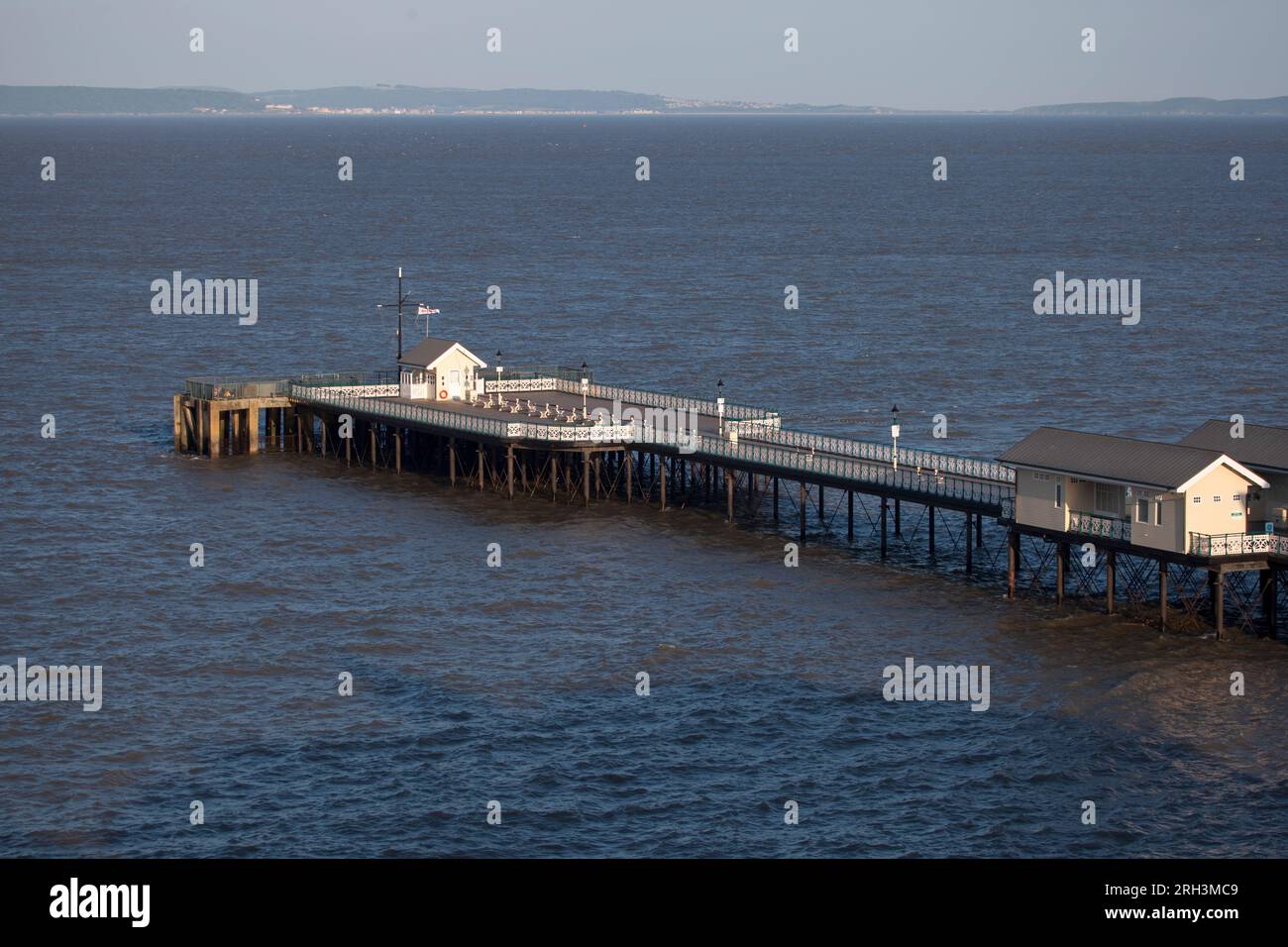Penarth pier penarth hi-res stock photography and images - Alamy