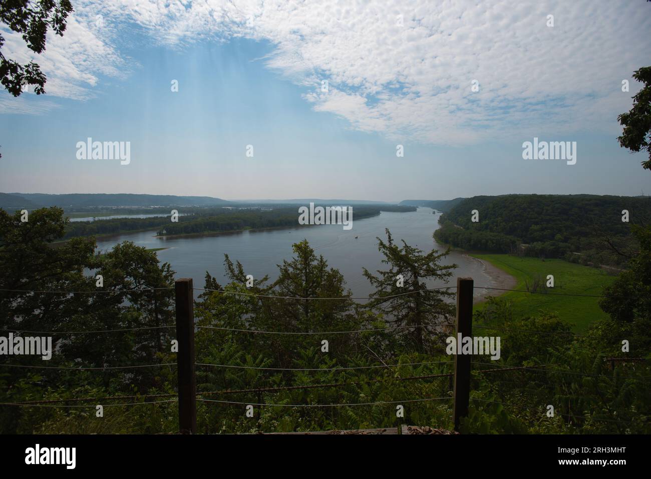 Mississippi River View, Effigy Mounds Park Stock Photo - Alamy