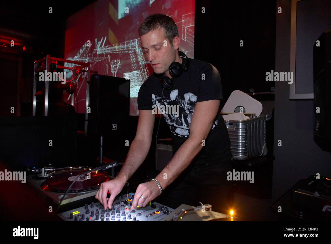 Berghain berlin hi-res stock photography and images - Alamy