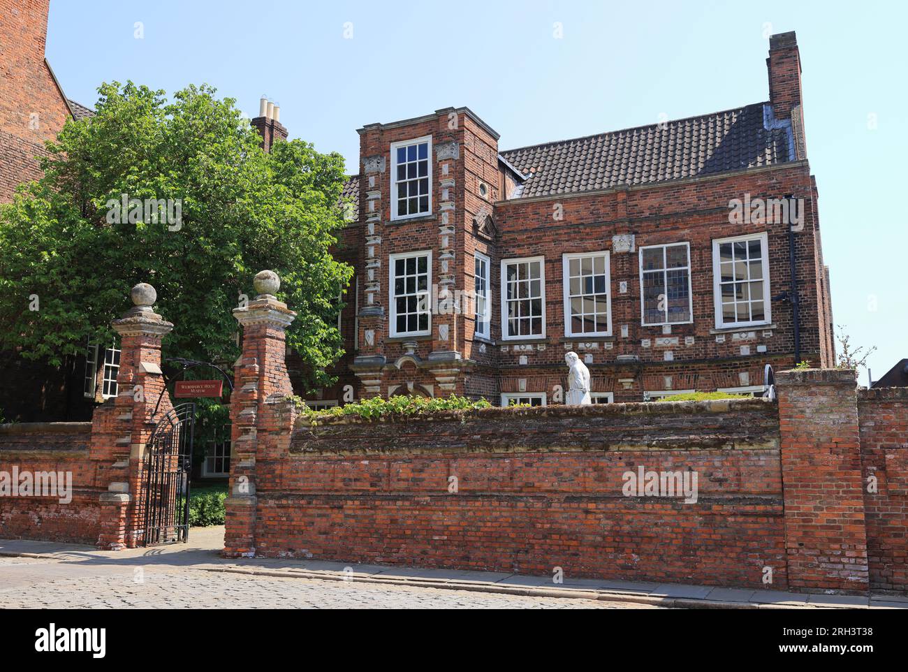 Wilberforce House, birthplace of William, the famous campaigner against ...