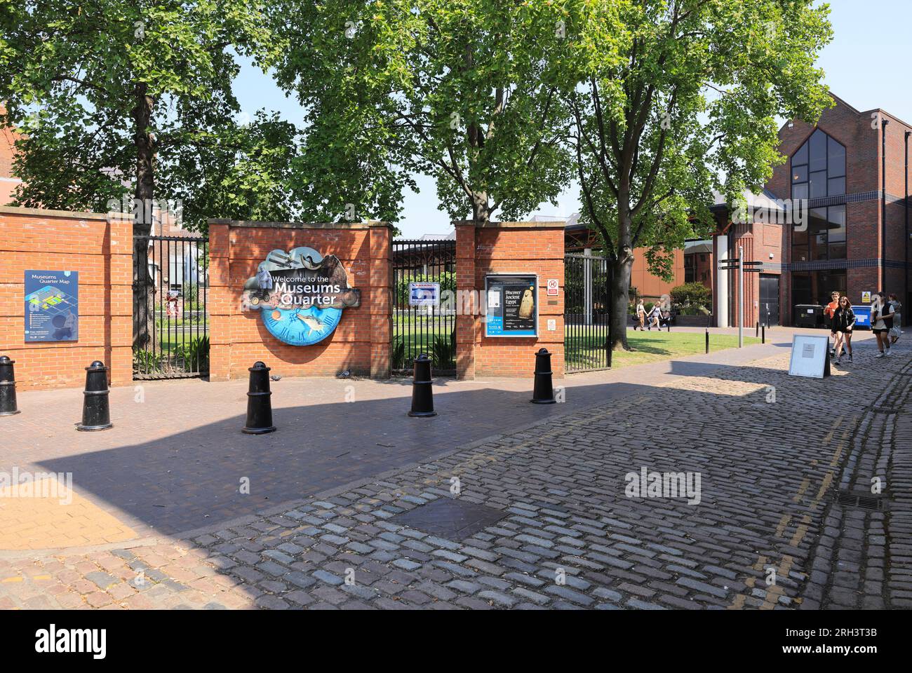 Hulls' Museum Quarter, home to 3 great free museums, Wilberforce House ...