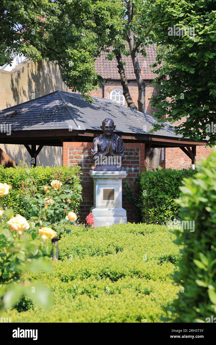 Hulls' Museum Quarter, home to 3 great free museums, Wilberforce House ...