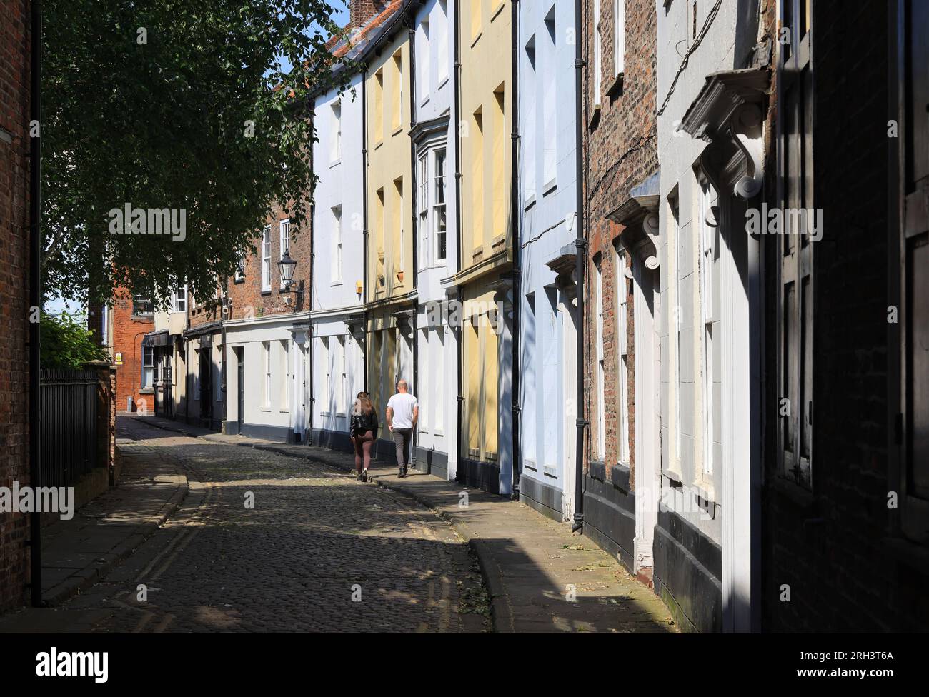 Curving terrace of pastel-painted Georgian houses on historical Prince ...