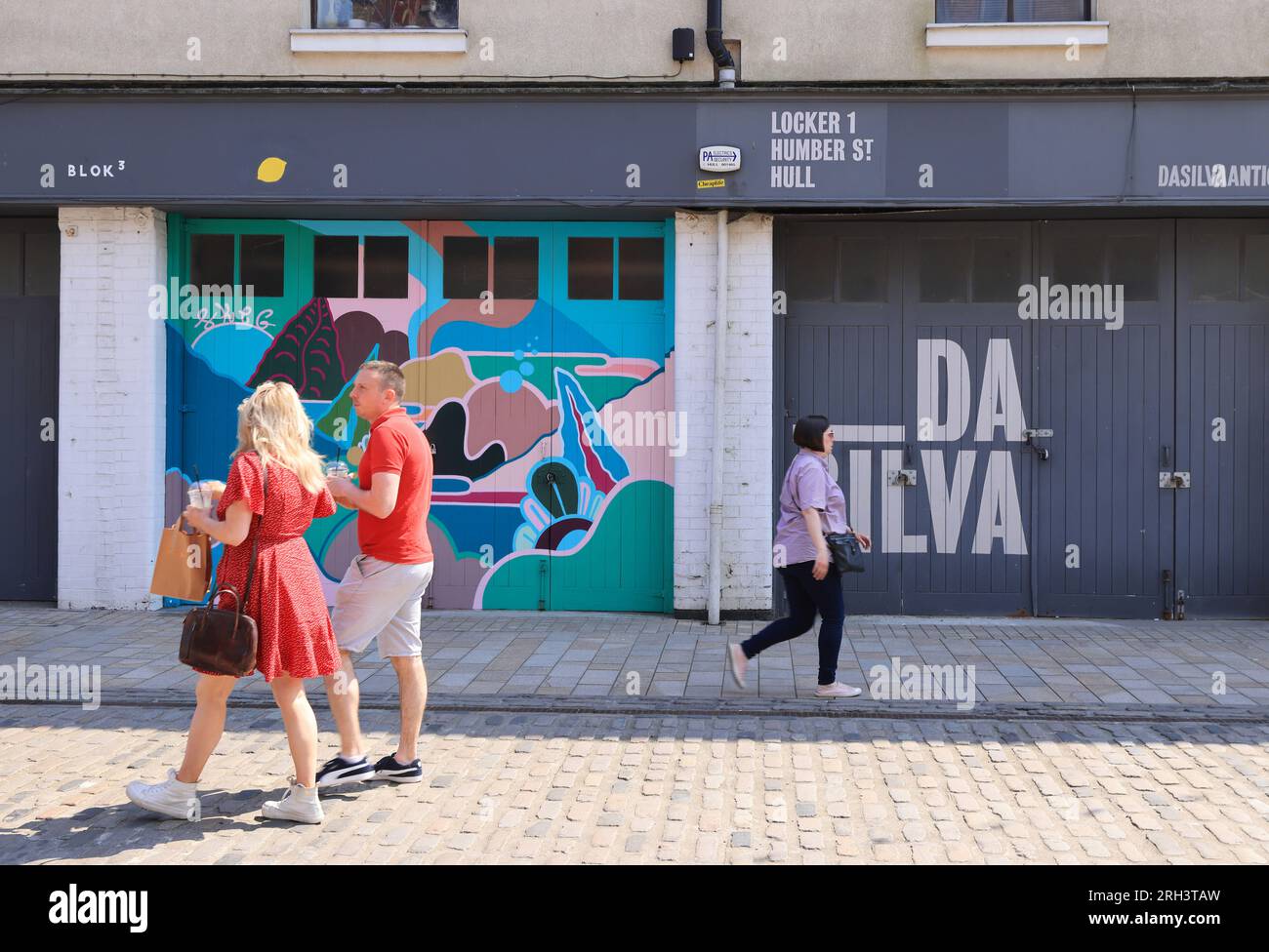 Humber Street at the heart of Hull's Fruit Market, with a mix of arts ...