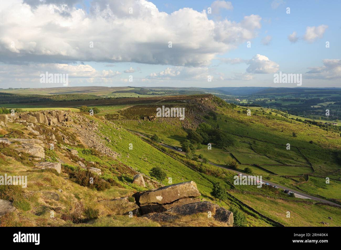 Peak District National Park Curbar edge, Derbyshire landscape England ...