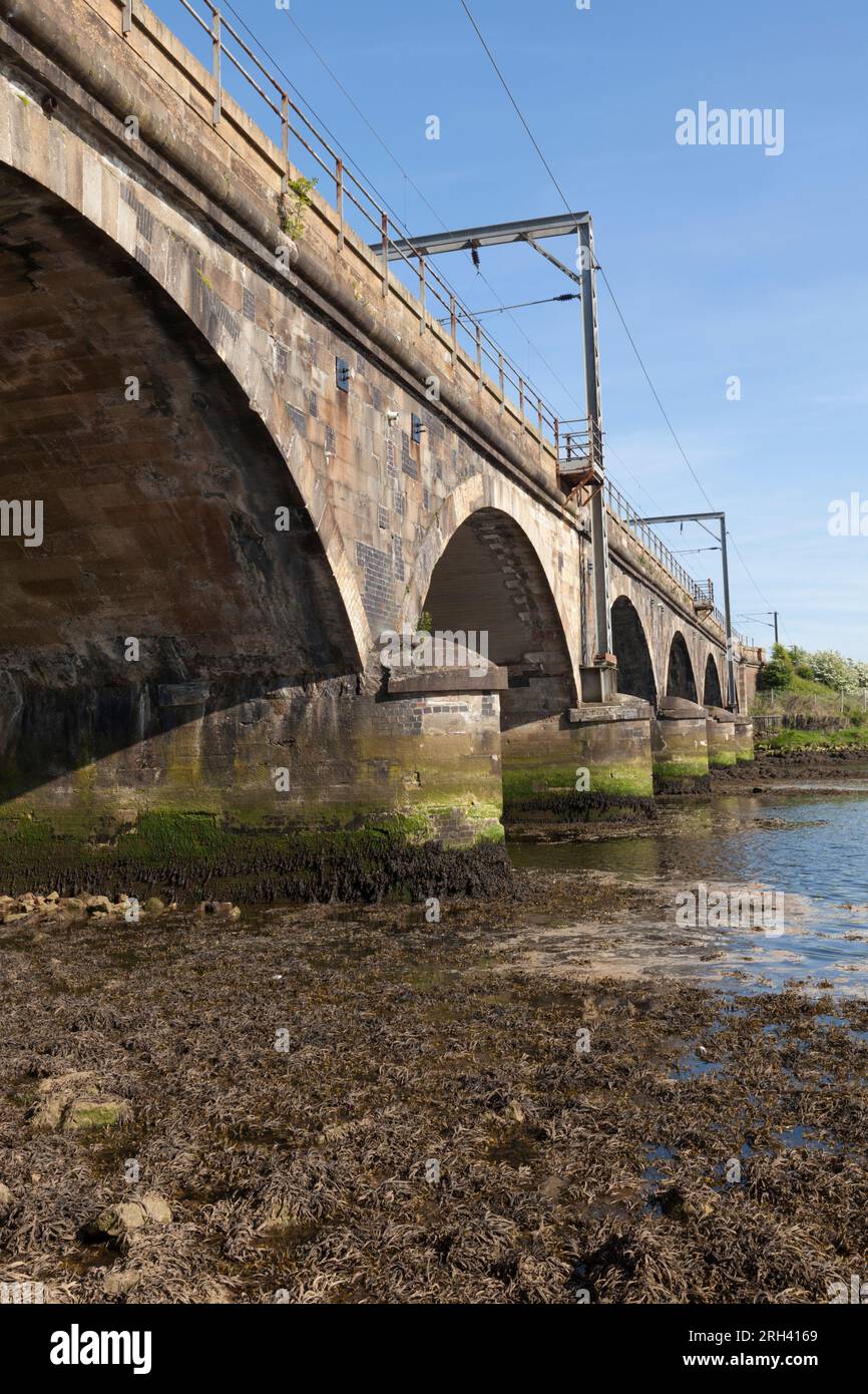 Queens Viaduct, railway viaduct Irvine, over the river Irvine, Ayrshire ...