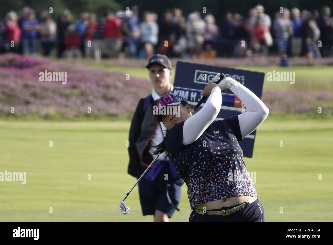 Angel yin golf hi-res stock photography and images - Alamy