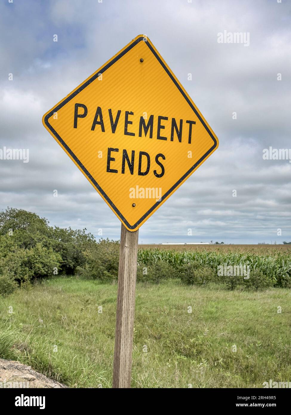 pavement ends road sign on a road in rural Nebraska Stock Photo - Alamy