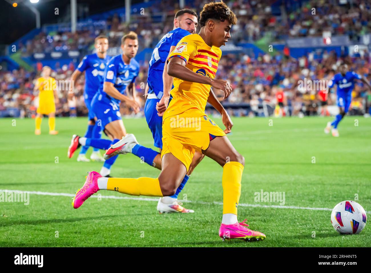 Lamine yamal barcelona hi-res stock photography and images - Alamy