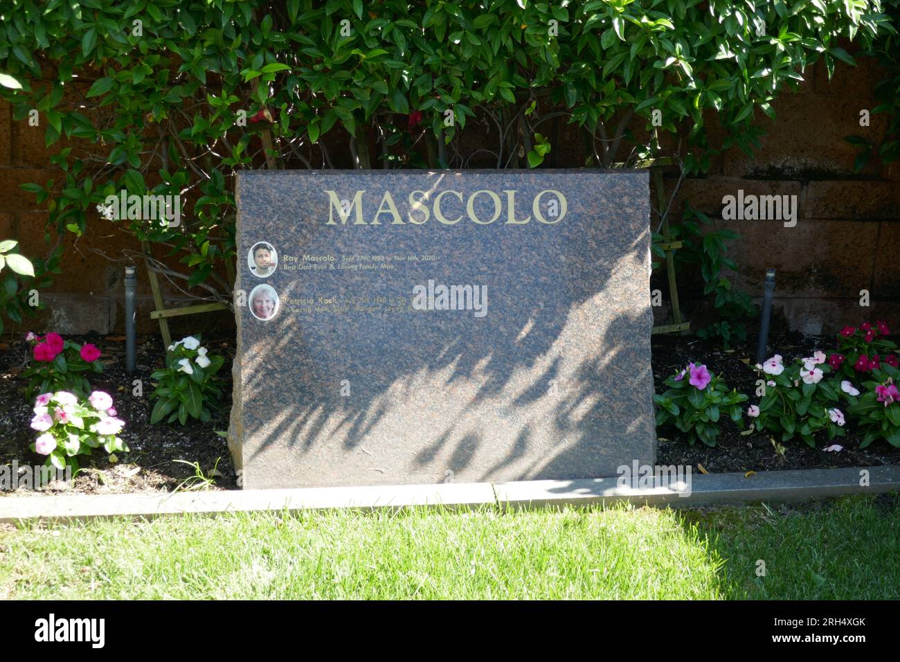 Los Angeles, California, USA 12th August 2023 Ray Mascolo Grave at ...
