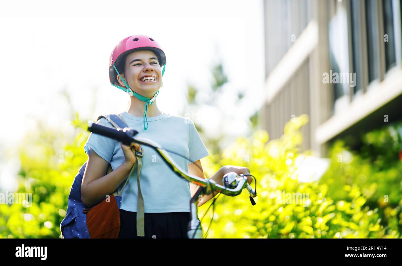 Girl bicycle school teenager hi-res stock photography and images - Alamy