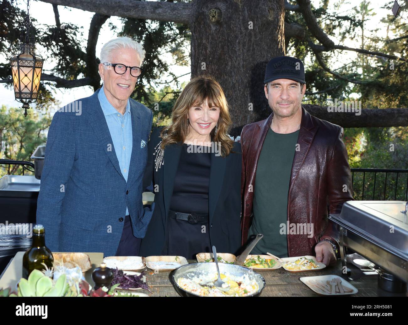 Hollywood Hills, USA. 13th Aug, 2023. Ted Danson, Mary Steenburgen ...
