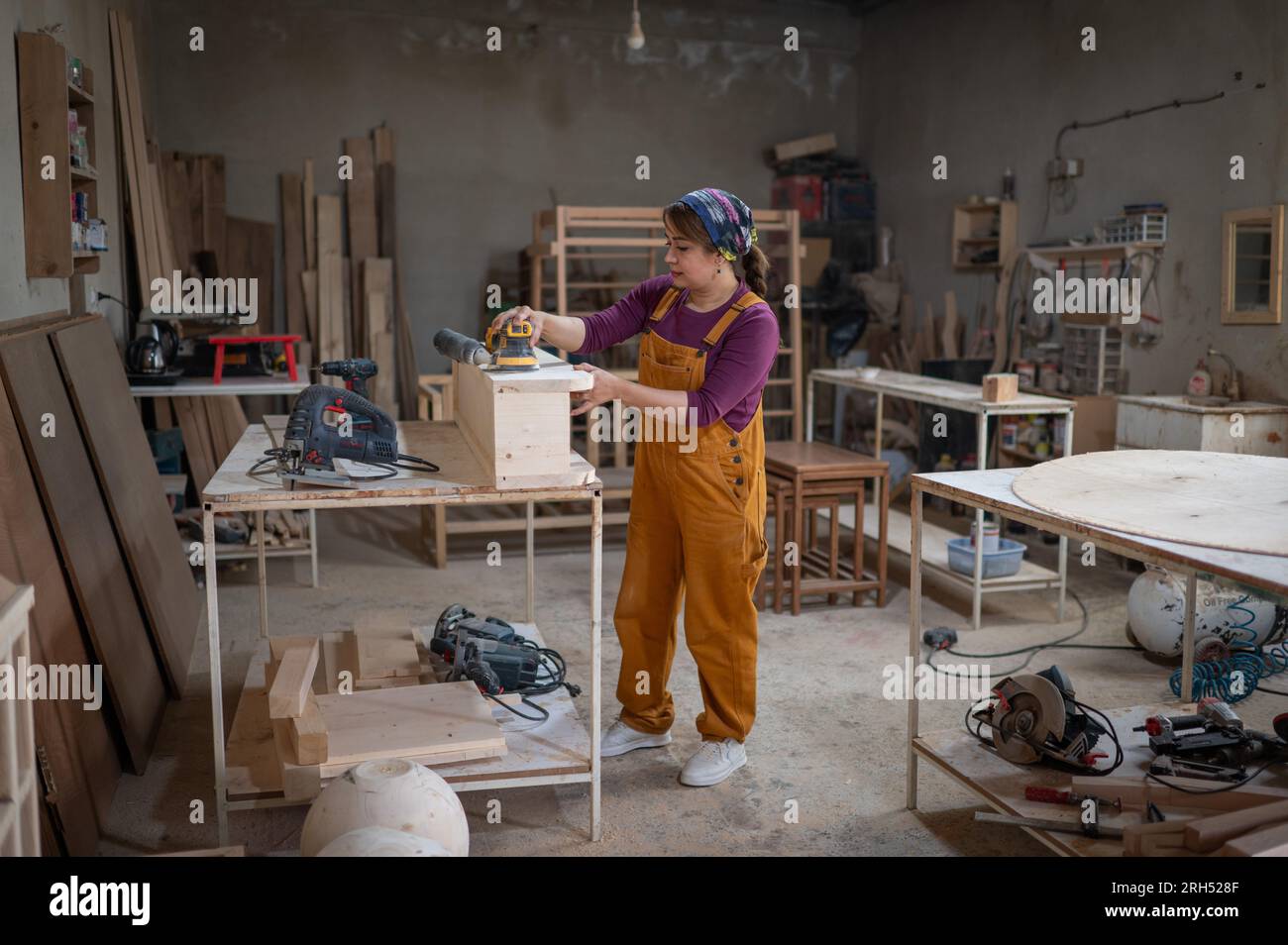 Biglari hi-res stock photography and images - Alamy