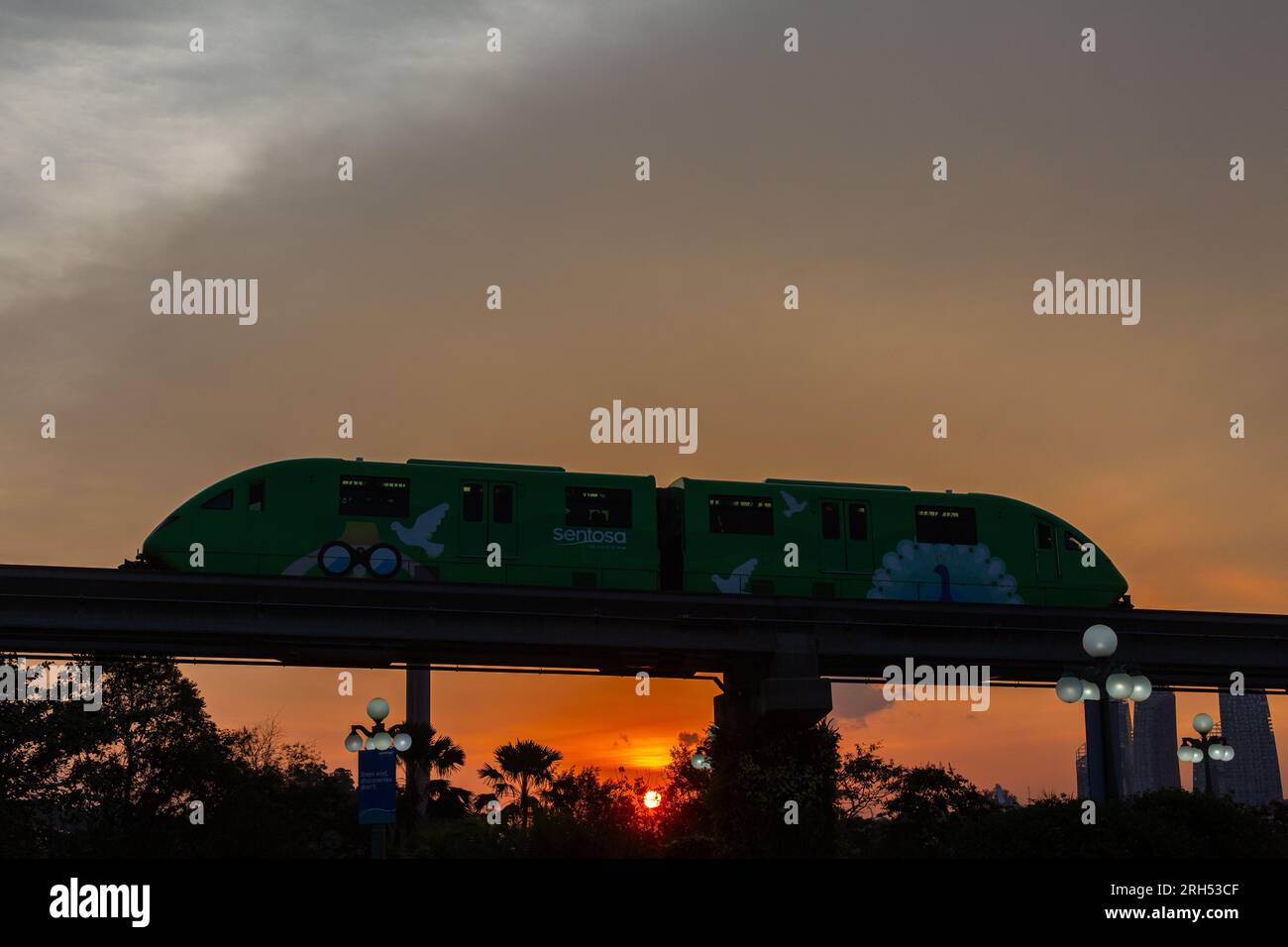 Sunset view during train tour hi-res stock photography and images - Alamy