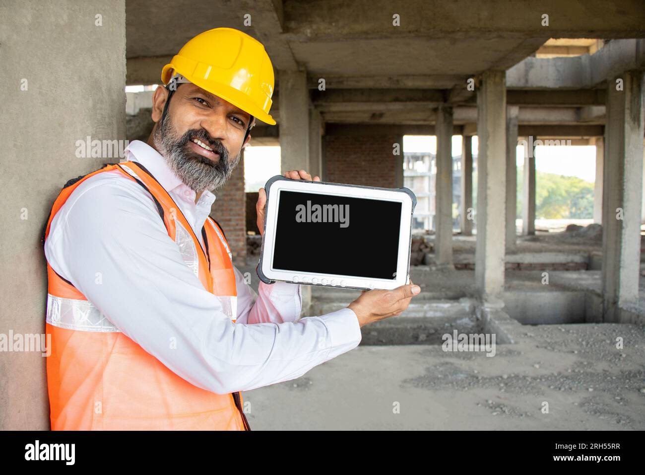 Digital display engineer hi-res stock photography and images - Alamy