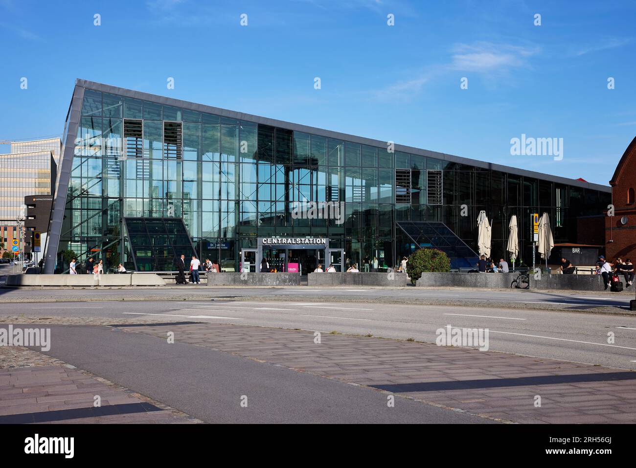 Malmö Central Station, Glass Hall (designed by Metro Arkitekter, 2010 ...