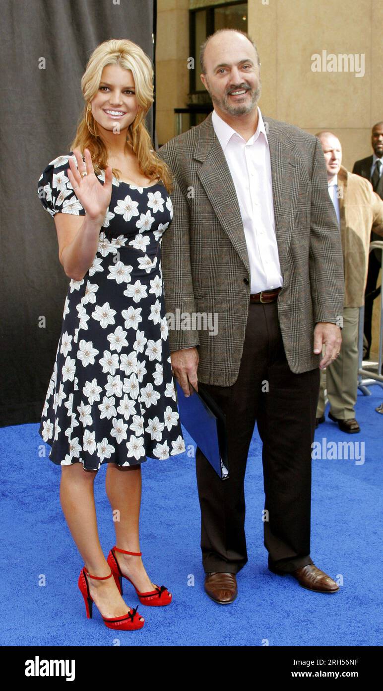 John Antioco, Chairman and CEO of Blockbuster and Jessica Simpson at ...