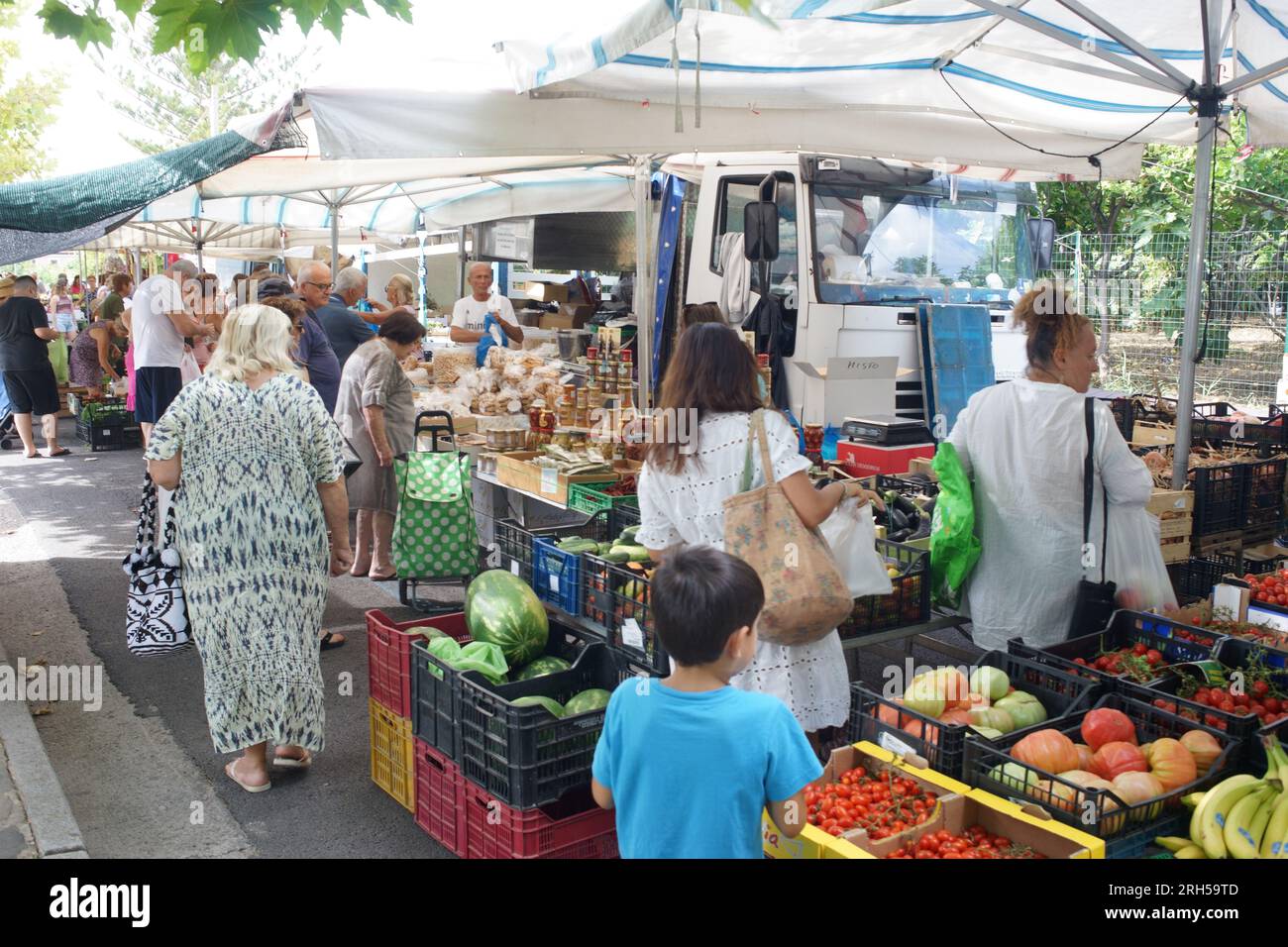 Acciaroli, Pollica, Cilento, Italy - monday market Stock Photo - Alamy