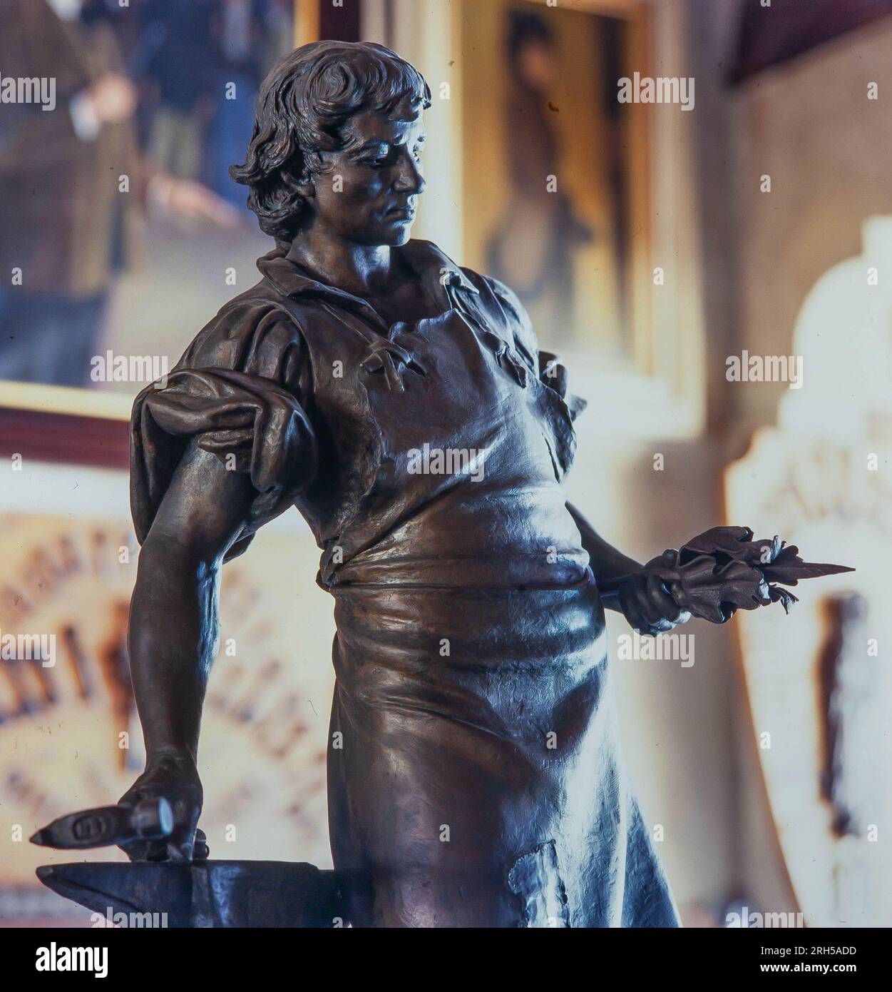 Enric Clarasó / Forjador catalán, 1894, hierro forjado, 125 x 58 x 58 ...