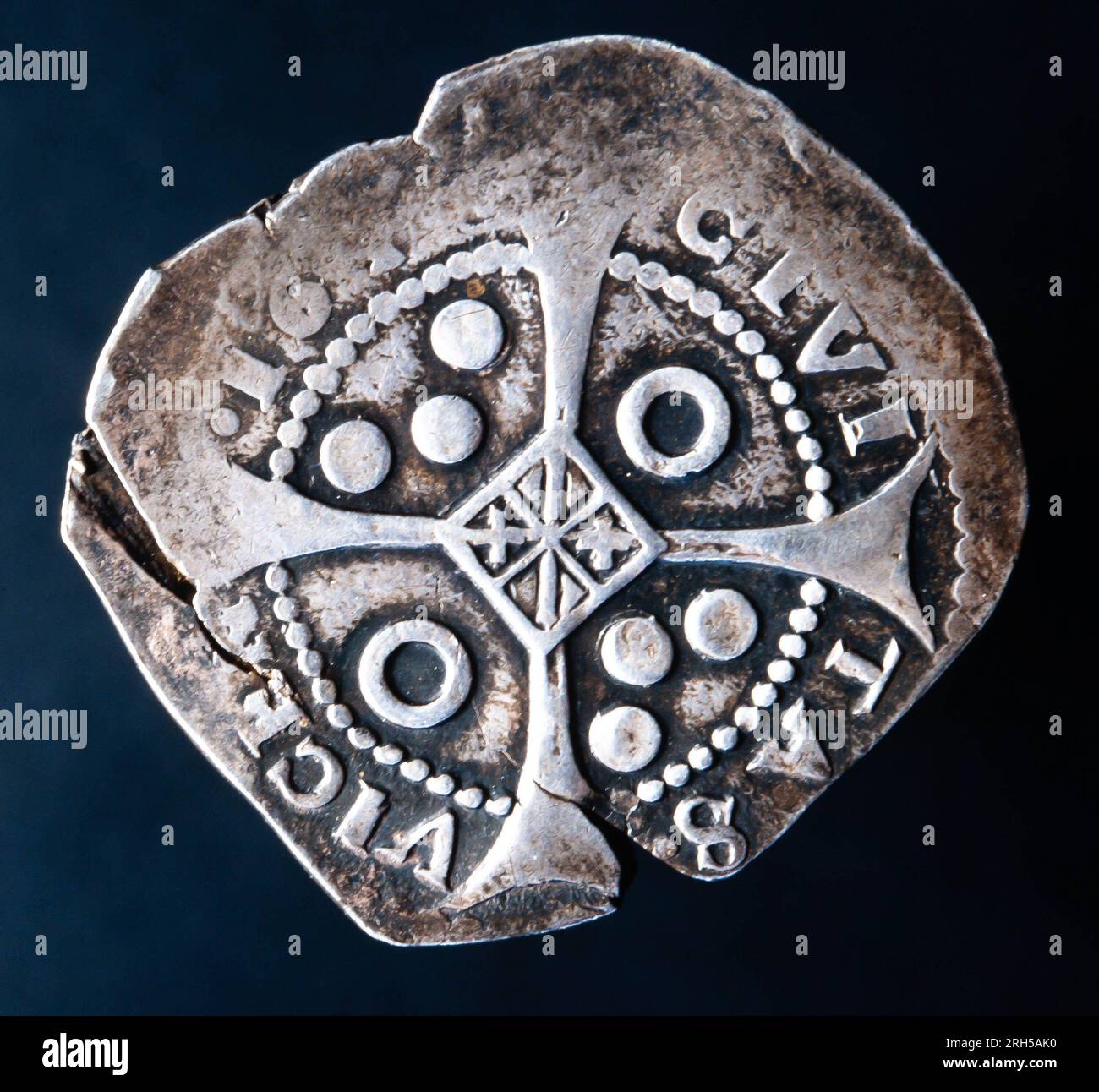 Silver reales coins hi-res stock photography and images - Alamy