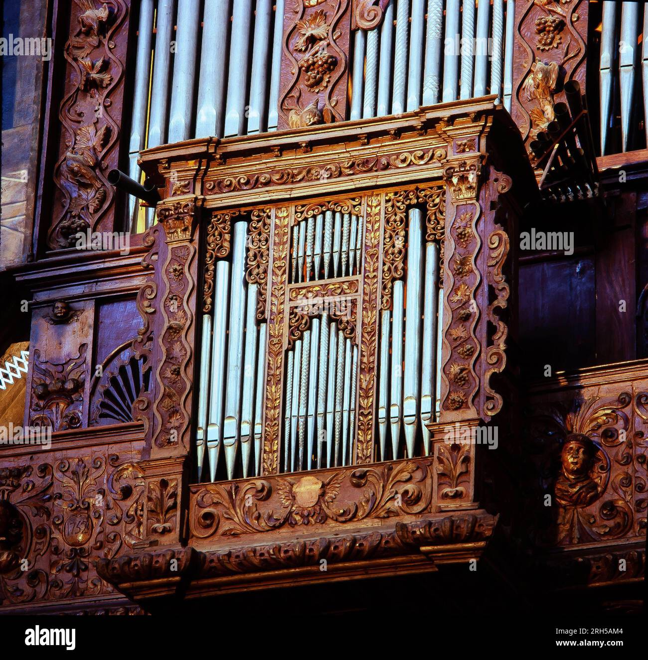 Órgano barroco de Montblanch, Iglesia de anta Maria la Major, 1607 ...