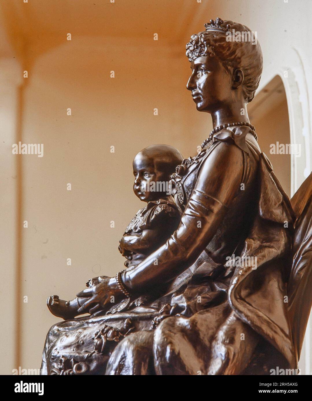 Venanci Vallmitjana i Barbany / Su Majestad reina María Cristina de ...